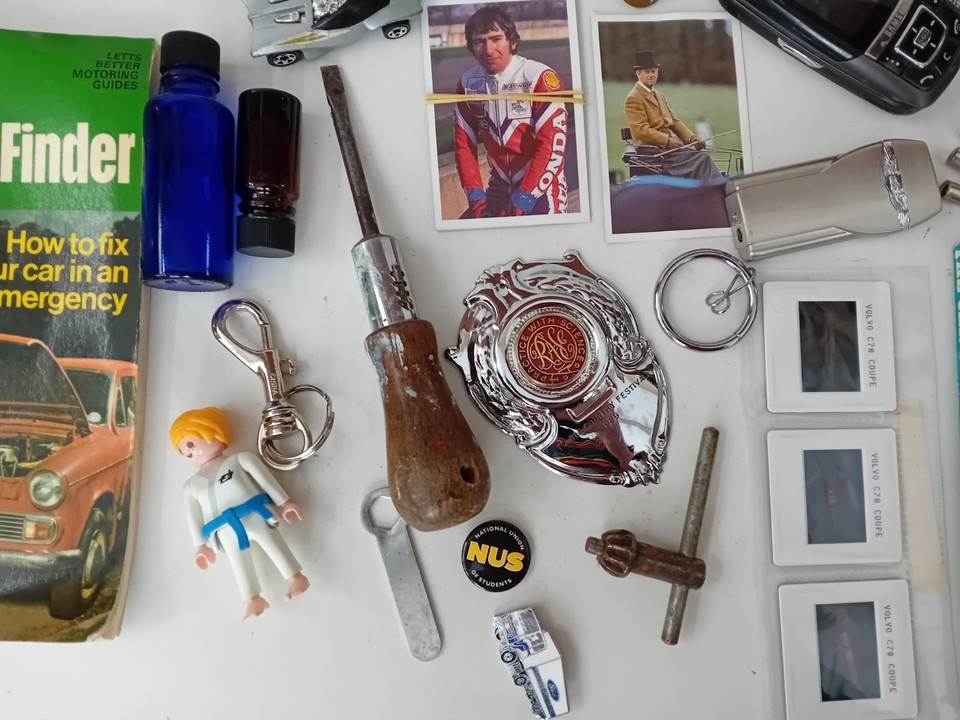 Junk Drawer Finds Random Modern 20 Plus Items Miscellaneous Job Lot Box ...