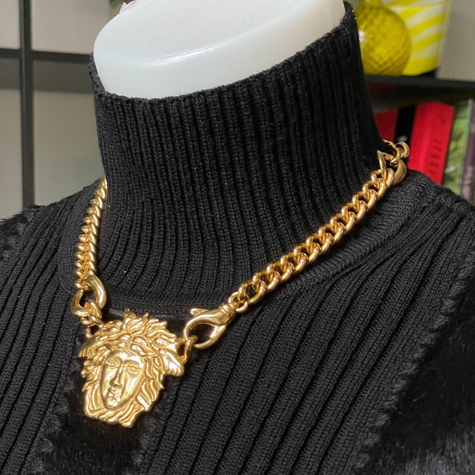 GIANNI VERSACE chain necklace w/ Medusa head from S/S 1993, Miami ...