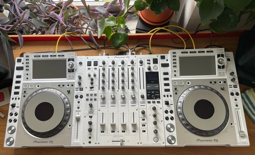 Pioneer Limited White Edition: 2x CDJ 2000 NXS2 & DJM 900 NXS2 | eBay.de