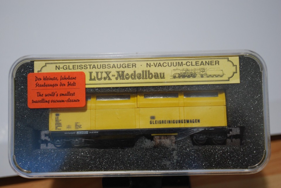 n gauge Dapol class 66 66152 DB Schenker and Lux 9060 Sx Digital Track ...