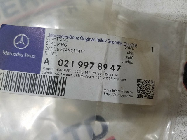 Mercedes-Benz Hub Seal Genuine Part No A0219978947 Original for sale ...