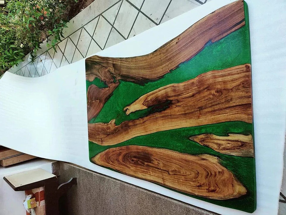 Green Epoxy Resin Live Edge Table Top, Epoxy Handmade Furniture Decor ...