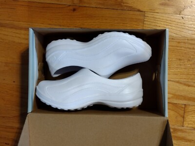 Scrub Zone Energize Clogs/Shoe: Anti-bacterial, SlipResistant, White ...