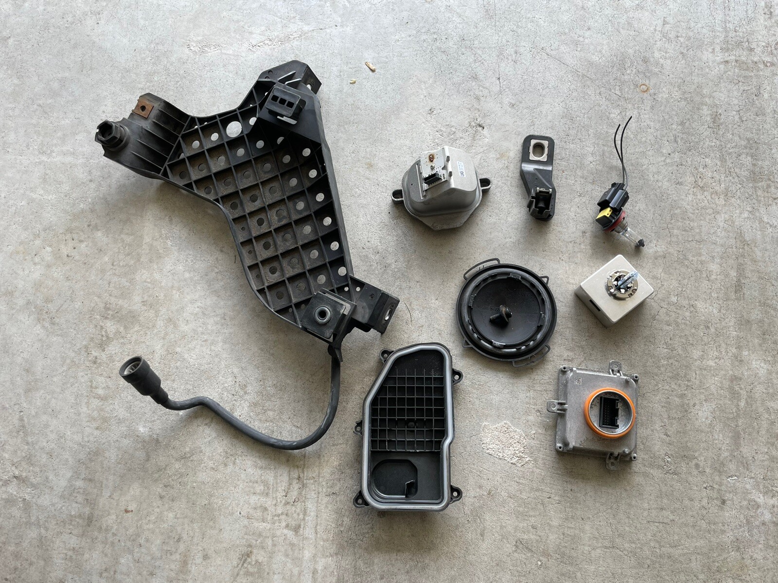 16 17 18 2016 2017 2018 AUDI Q3 LEFT DRIVER SIDE HEADLIGHT LAMP LED OEM ...