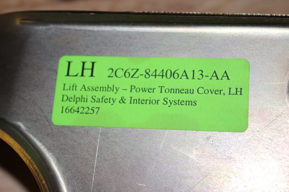 NOS 2002 LINCOLN BLACKWOOD LH POWER TONNEAU COVER LIFT MOTOR 2C6Z ...