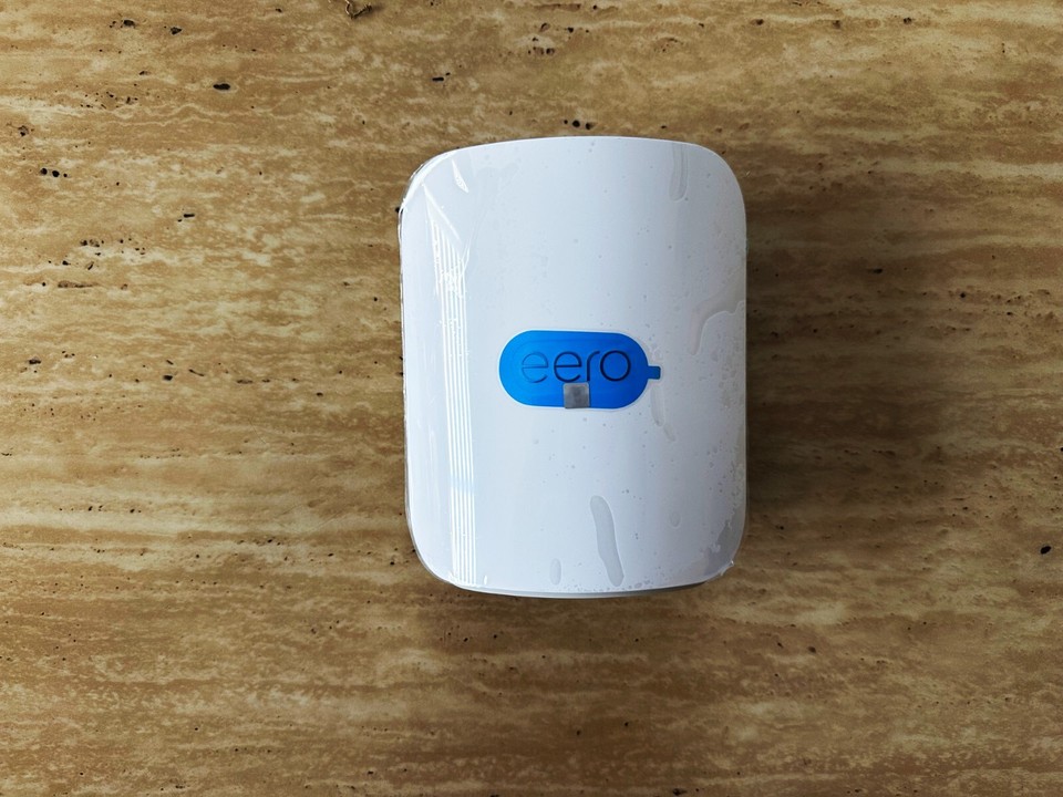 eero PRO 7 (FRONTIER) Tri-Band Mesh Wi-Fi 7 Router - White, (Individual ...