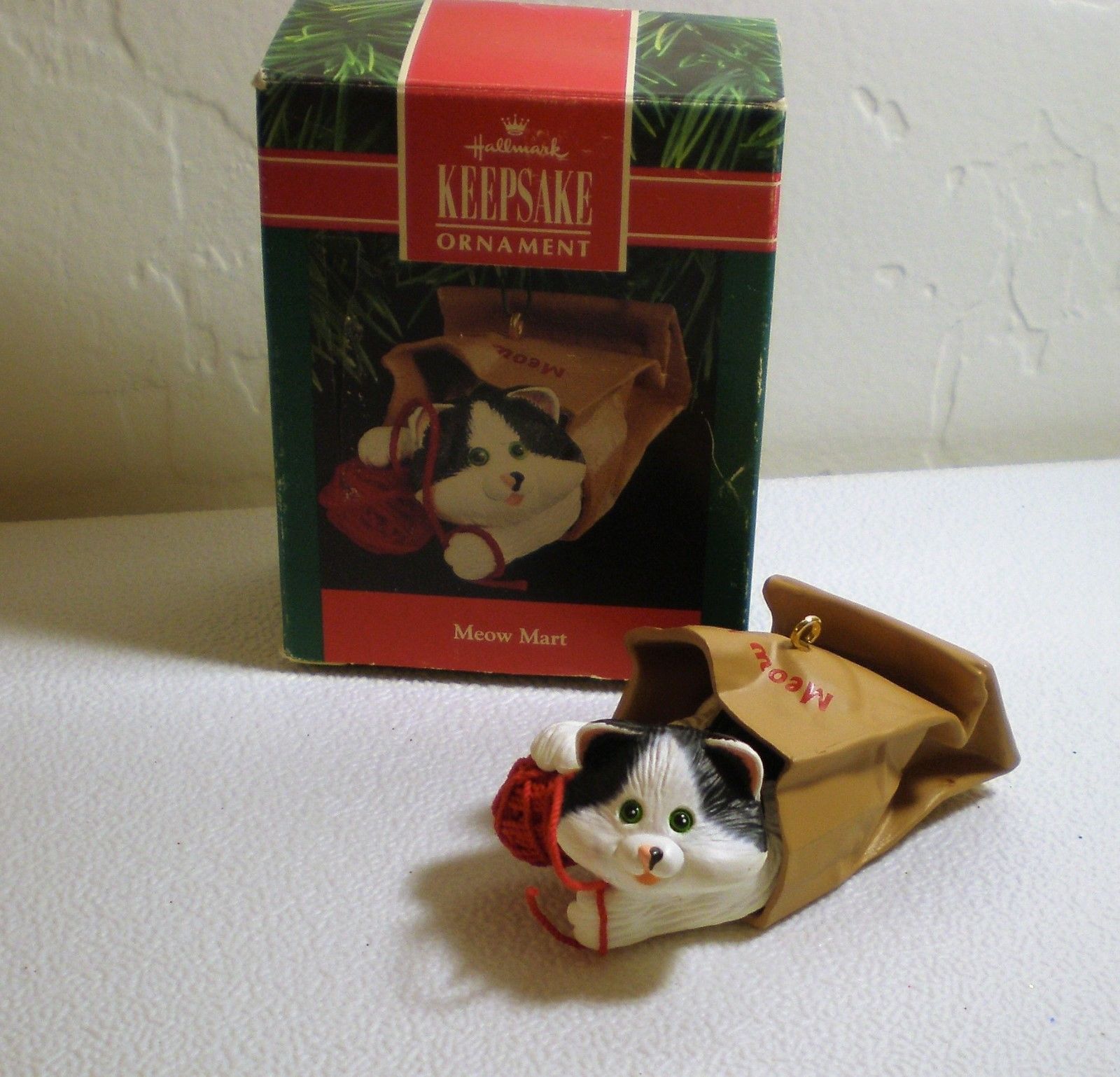 1990 Hallmark Keepsake Hand-Crafted Ornament "Meow Mart Kitten" | eBay