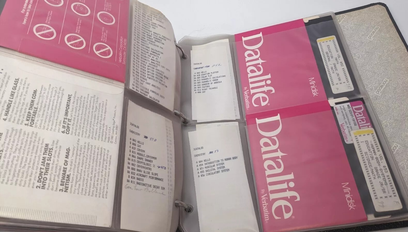 Lot of 64 Vintage 5.25" Floppy Disks Games, Math, Microsoft, Apple PC ...