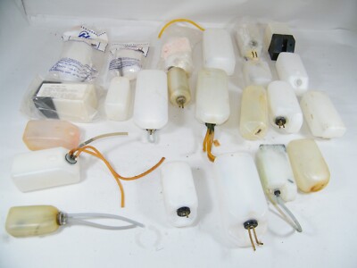 (23) USED RC AIRPLANE FUEL TANKS VARIETY SHAPES / SIZES, COUPLE ARE NEW ...