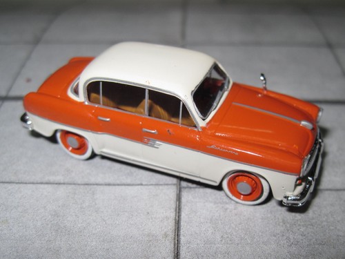 Brekina 27479 - Modell 1/87 - Sachsenring P240 Limousine - orange ...