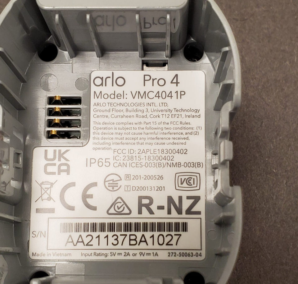 Arlo Pro 4 VMC4041P Spotlight Indoor/Outdoor Wire-Free Camera w/o ...