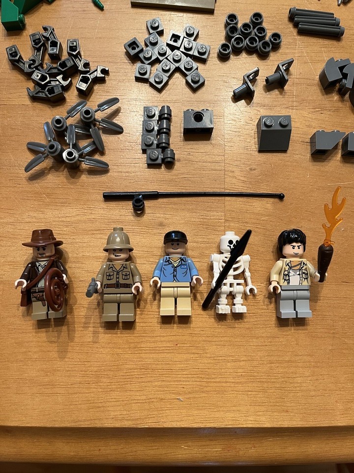 LEGO Indiana Jones Temple Escape (7623) Complete Set Box and Manual | eBay