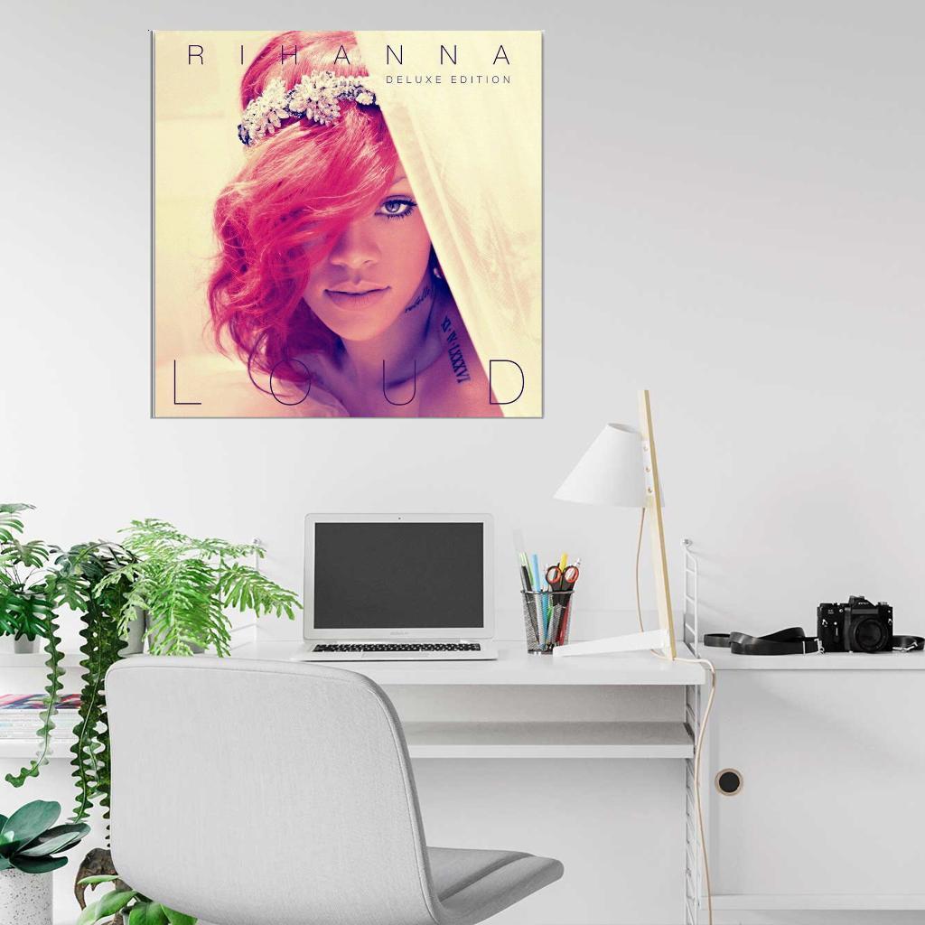 Rihanna Loud Deluxe Album Cover