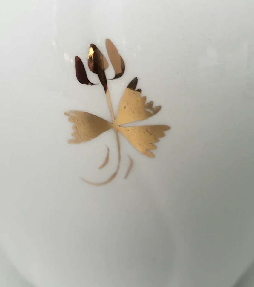 Antique White Tea Leaf Ironstone Pitcher 11 1/2" Chelsea Bishop ...