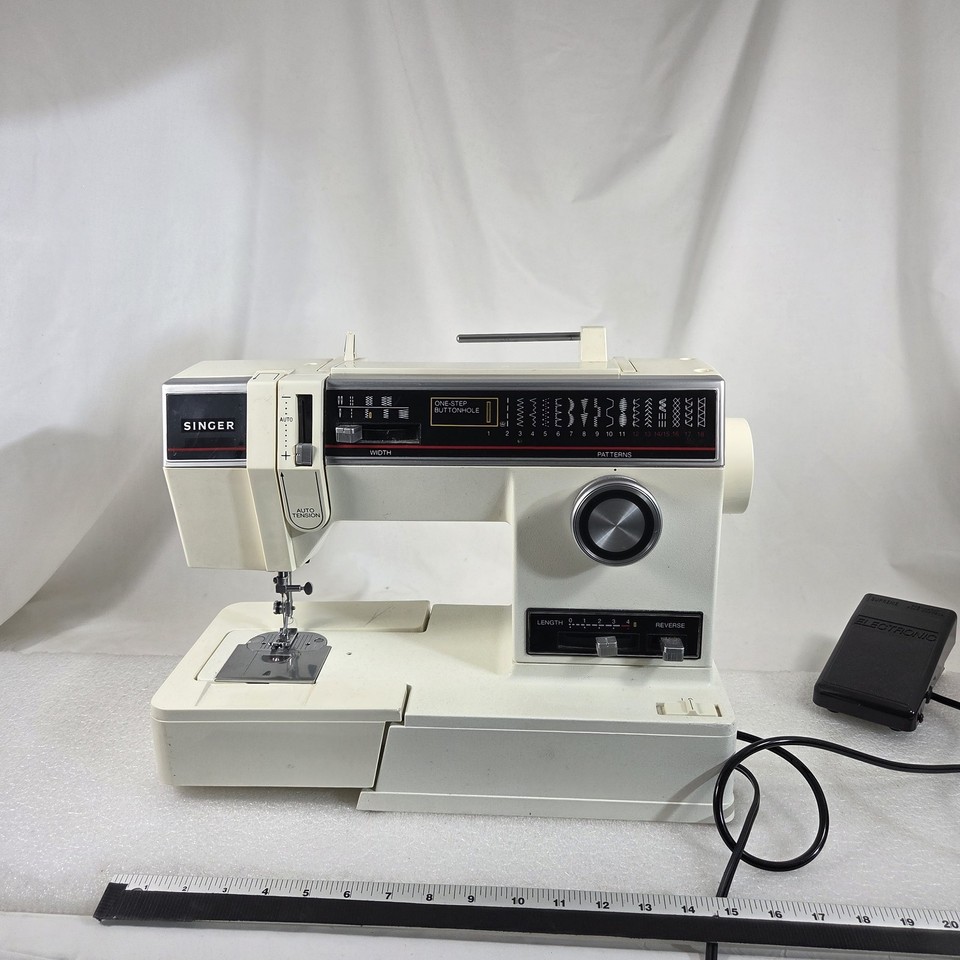 Singer 6235 Sewing Machine Vintage Electronic One-Step Buttonhole Free ...