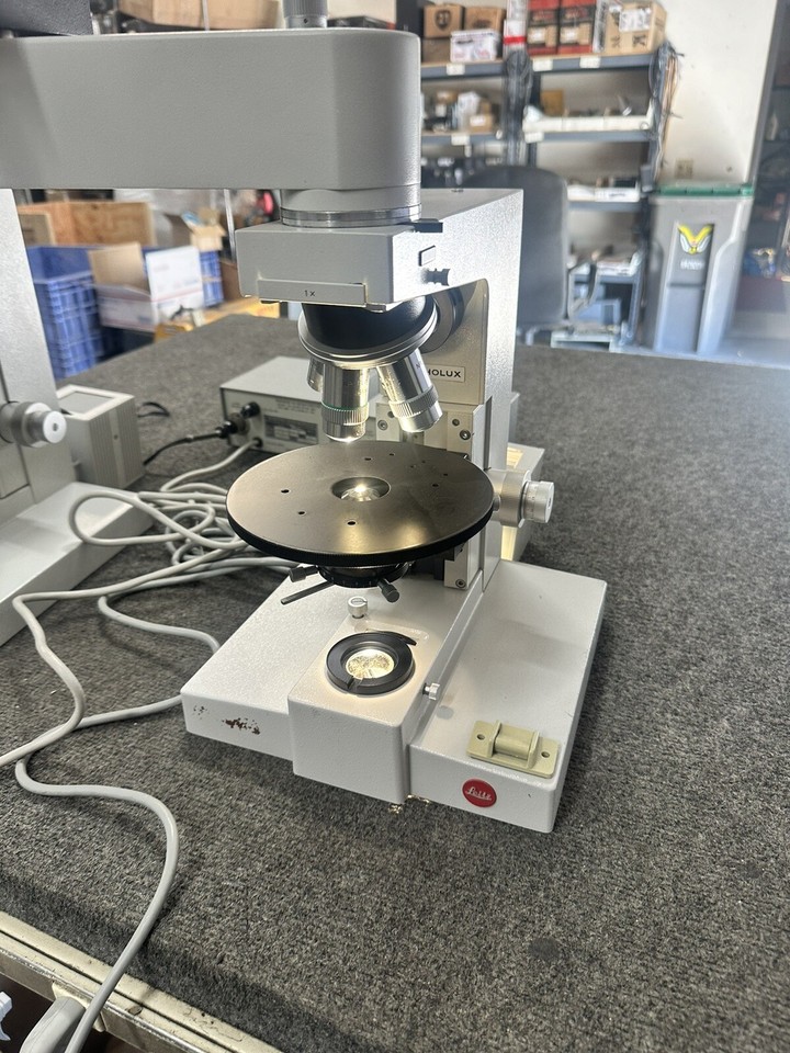 Leitz Wetzlar 992813 Ortholux Comparison Microscope w/ 4 10 25 40 Obj ...