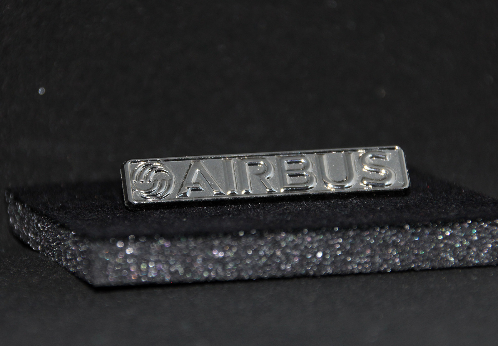 Pin AIRBUS Rectangle Lapel for Pilots Crew silver pin A320 A330 A340 ...