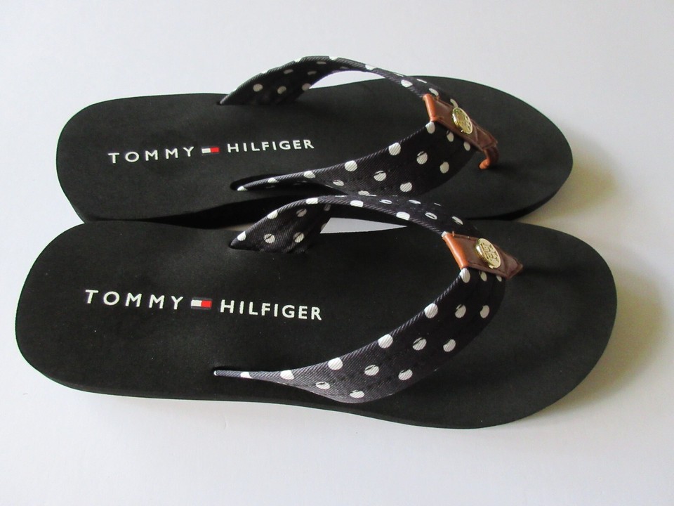Tommy Hilfiger TWCAPTIO-T Black With Blue & White Fabric Strap Flip ...