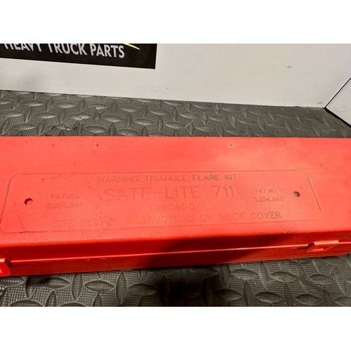 Safety Triangles (Set Of 3) Includes Red Plastic Carrying Case (Tag ...