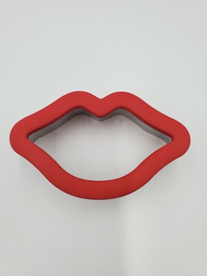 Rubber Lips Shaped Cookie Cutter 4.75 X 2.75 Top | eBay