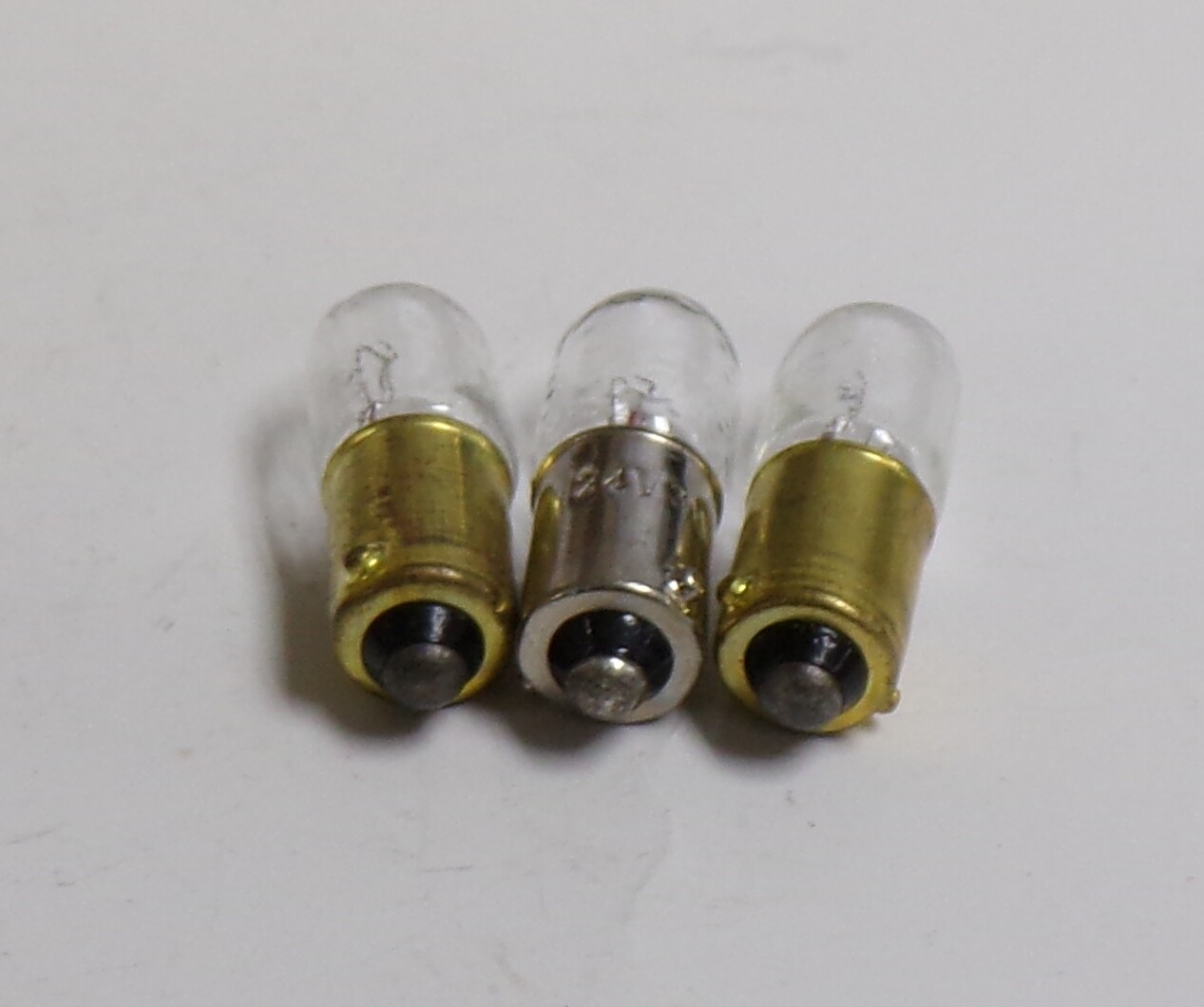 LUMA PRO, MINI INCANDESCENT LIGHT BULBS, 4VDY2, 24VMB, OAL 1-3/16, LOT ...