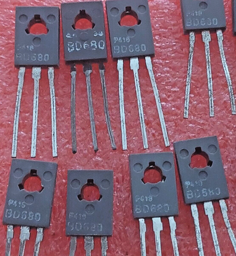 1pcs BD680 Si PNP Medium Power Transistors 80V 4A 40W TO126 Philips | eBay