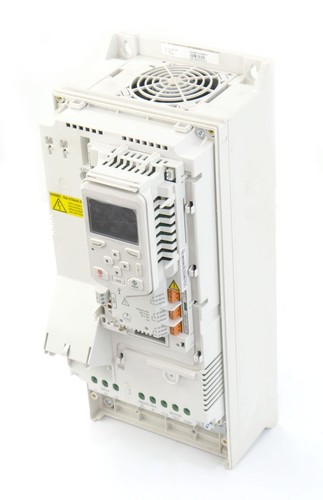 ABB ACS580 ACS580-01-060A-2 SW: v2.14.0.0 + ACH-AP-H Control Unit ...