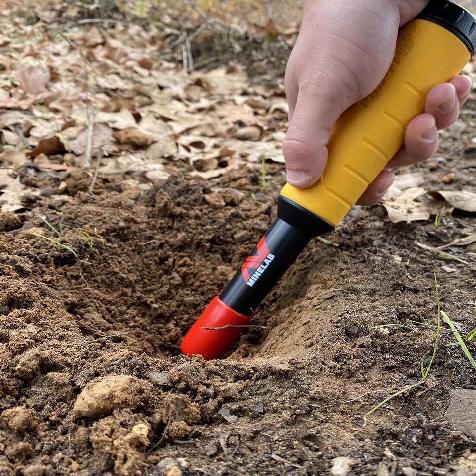 4 RED Pinpointer Cap Tip Protector - Fits Minelab Pro-Find 40, 35, 20 ...