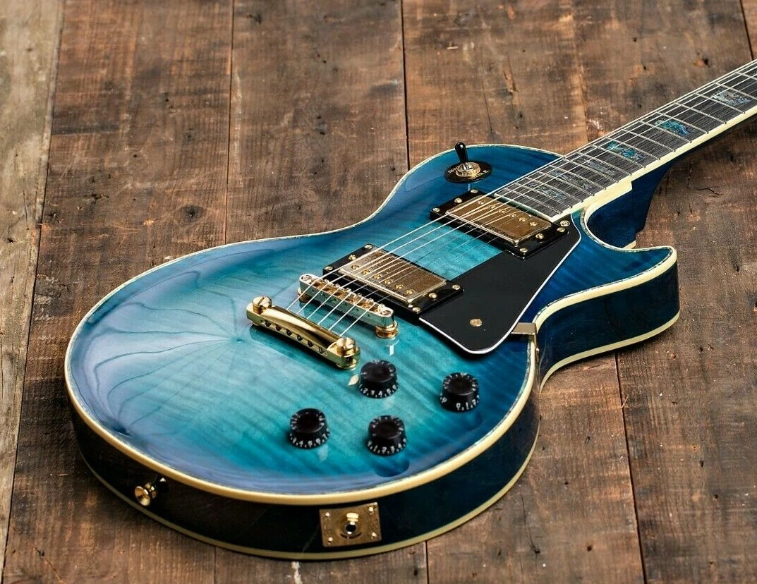 Wolf Electric Blue Bass