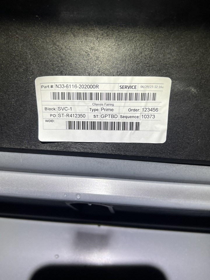 Peterbilt N33-6116-202000R Fairing Assy Mh Fwd | eBay