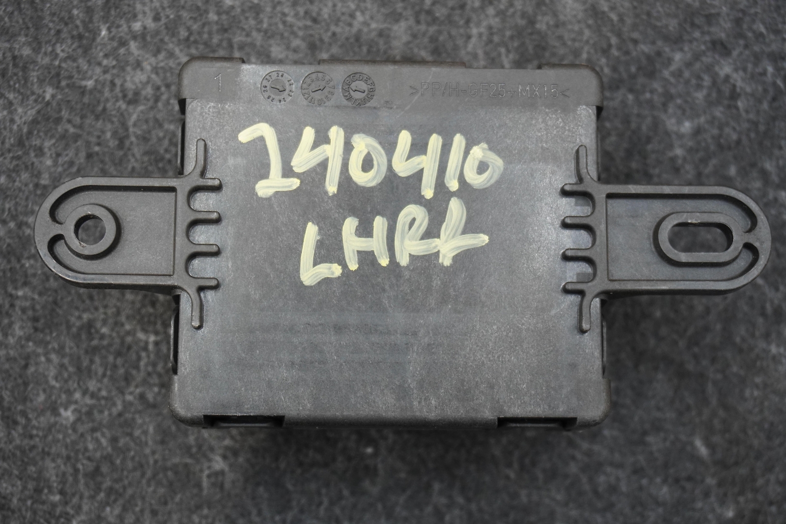 Rear Seat Back Heating Control Module Ecu OEM 32214949 Polestar 2 2024 ...