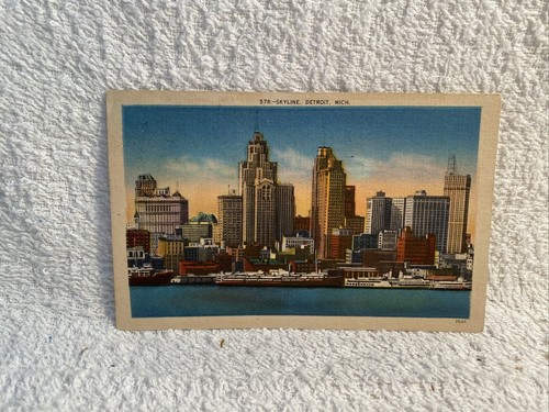 Postcard Vintage Detroit Michigan Skyline Pre-Owned EX Mailef 1952 | eBay
