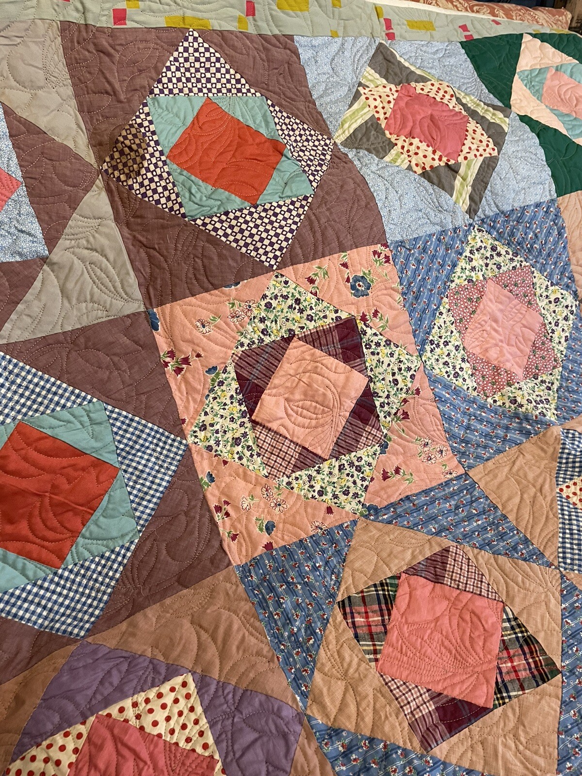 Vintage Handmade Patchwork Quilt Stunning Stitched Quilted Diamond In A ...