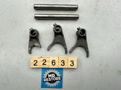 Kawasaki KX80 KX60 KDX80 Gear Shift Fork Set 13140-1060 13140-1061 ...