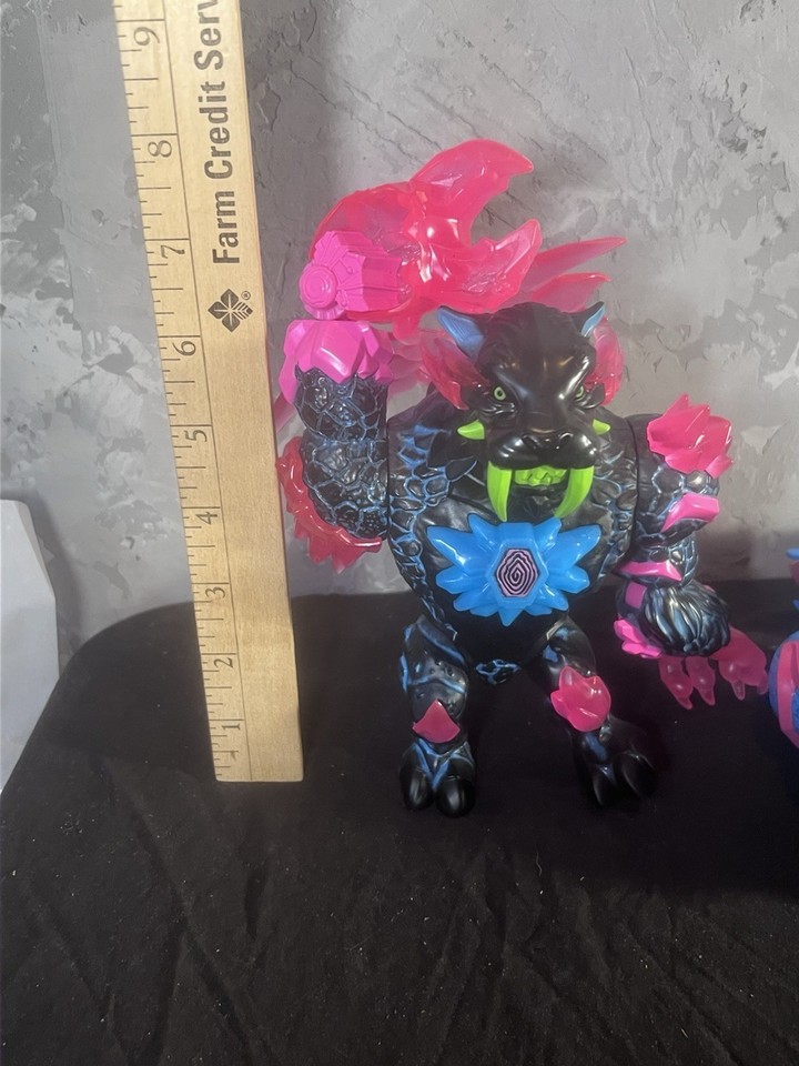 2x Mr Beast Lab Apex Panther Collector Action Figure Chomp Attack Jaw ...