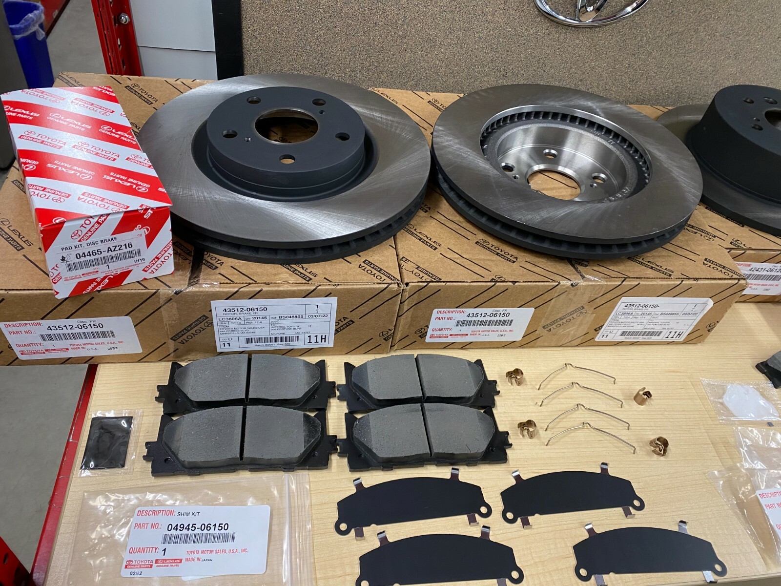 2012-2017 TOYOTA CAMRY GENUINE FRONT & REAR BRAKE KIT ROTORS TCMC PADS ...