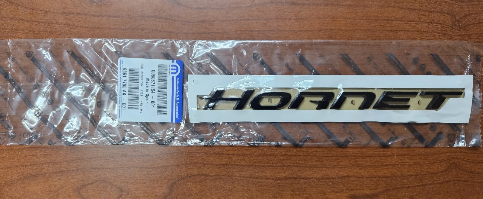 2023-2024 DODGE HORNET LIFTGATE EMBLEM BADGE NAMEPLATE OEM NEW MOPAR ...