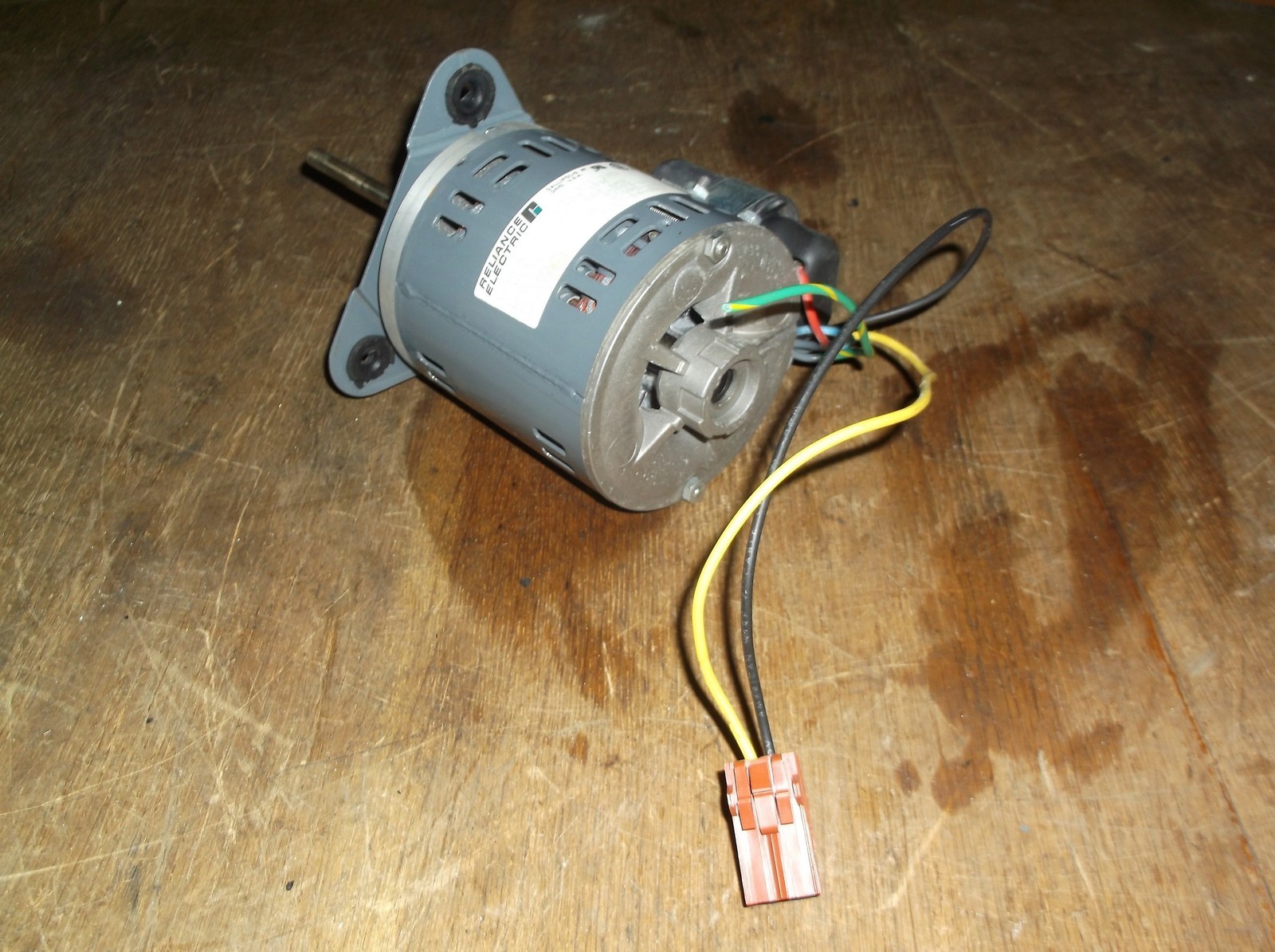 Reliance Electric Motor Type R HP 05890-61310 1/25HP 1680 RPM KP-G330 ...