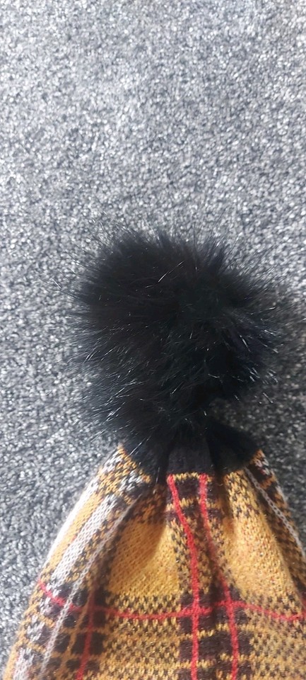 River Island Tartan Cosy Chic Pomme Beanie Hat One Size Colourful ...