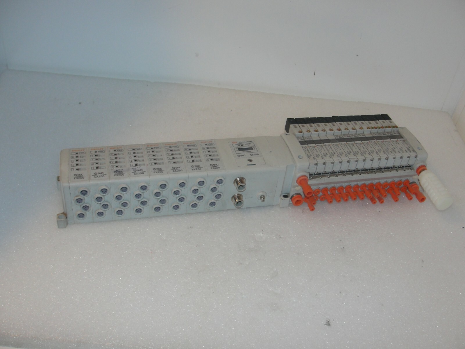 SMC DeviceNet EX250-SDN1 (8) EX250-IE3 & Valve Bank (10)VQ1101N-5B (2 ...