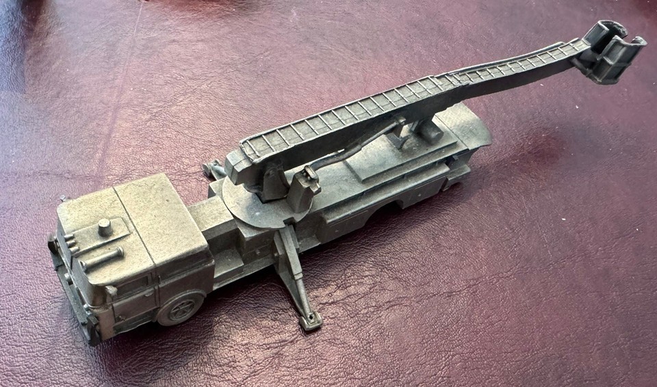 5" Mack CF Aerial Scope Ladder Fire Truck Hudson- Missing Back Tires | eBay