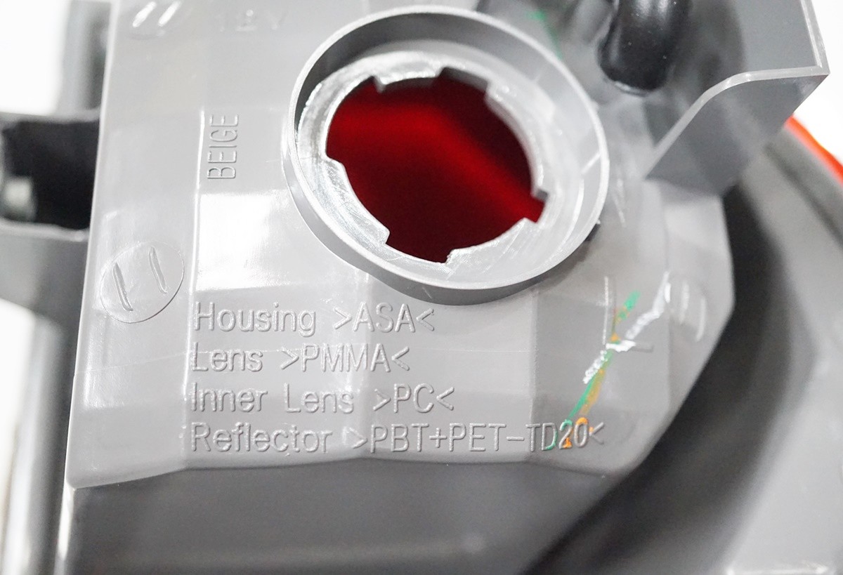 GENUINE TOYOTA HILUX VIGO SR5 2005-14 LENS REAR COMBINATION LAMP LH ...