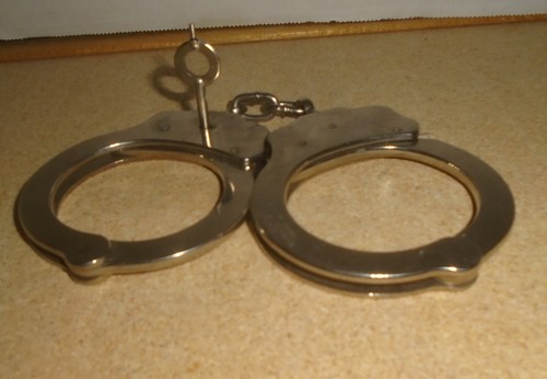 Vintage The Peerless Handcuff With Key 1900s Heavy Duty EUC | eBay