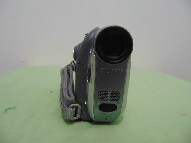 Sony DCR-HC19E Camcorder for sale online | eBay