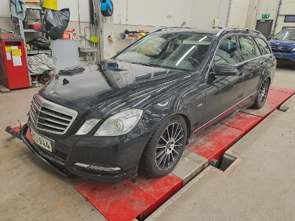 a2128800064 a2128800064 Hood Lock - Hood Latch for Mercedes-Benz ...