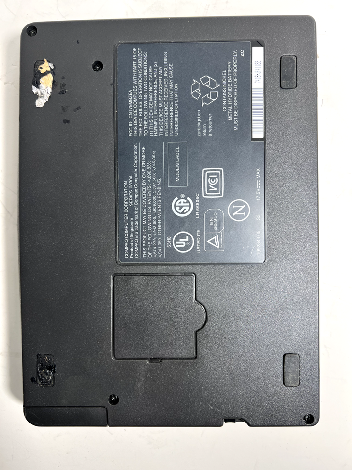 Compaq Contura Aero 4/33C Vintage Laptop Computer 8MB RAM 160 MB HDD ...