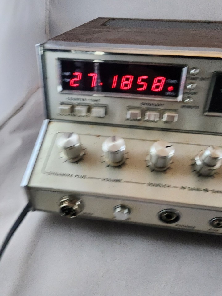 Cobra 2000GTL 40 Channel CB Radio Base Station With Speakers and Mic ...