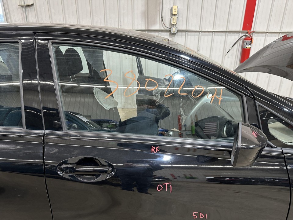 14-19 NISSAN VERSA NOTE HTBK PASSENGER RIGHT FRONT DOOR SUPER BLACK KH3 ...