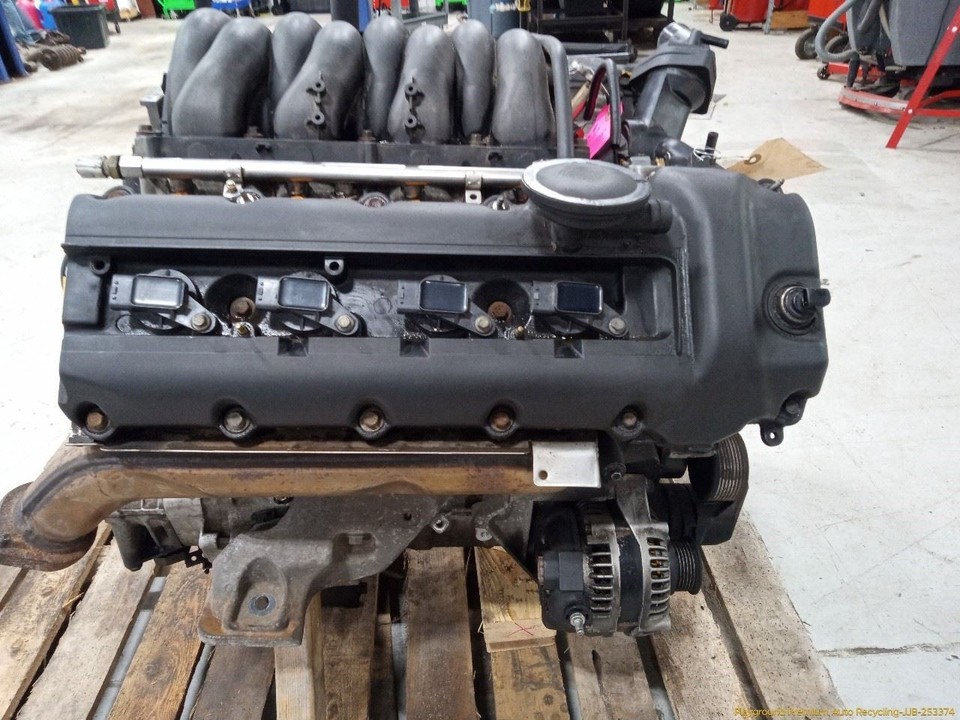 Land Rover LR3 Engine Assembly With Accessories 4.4L V8 8 Cylinder Fits ...