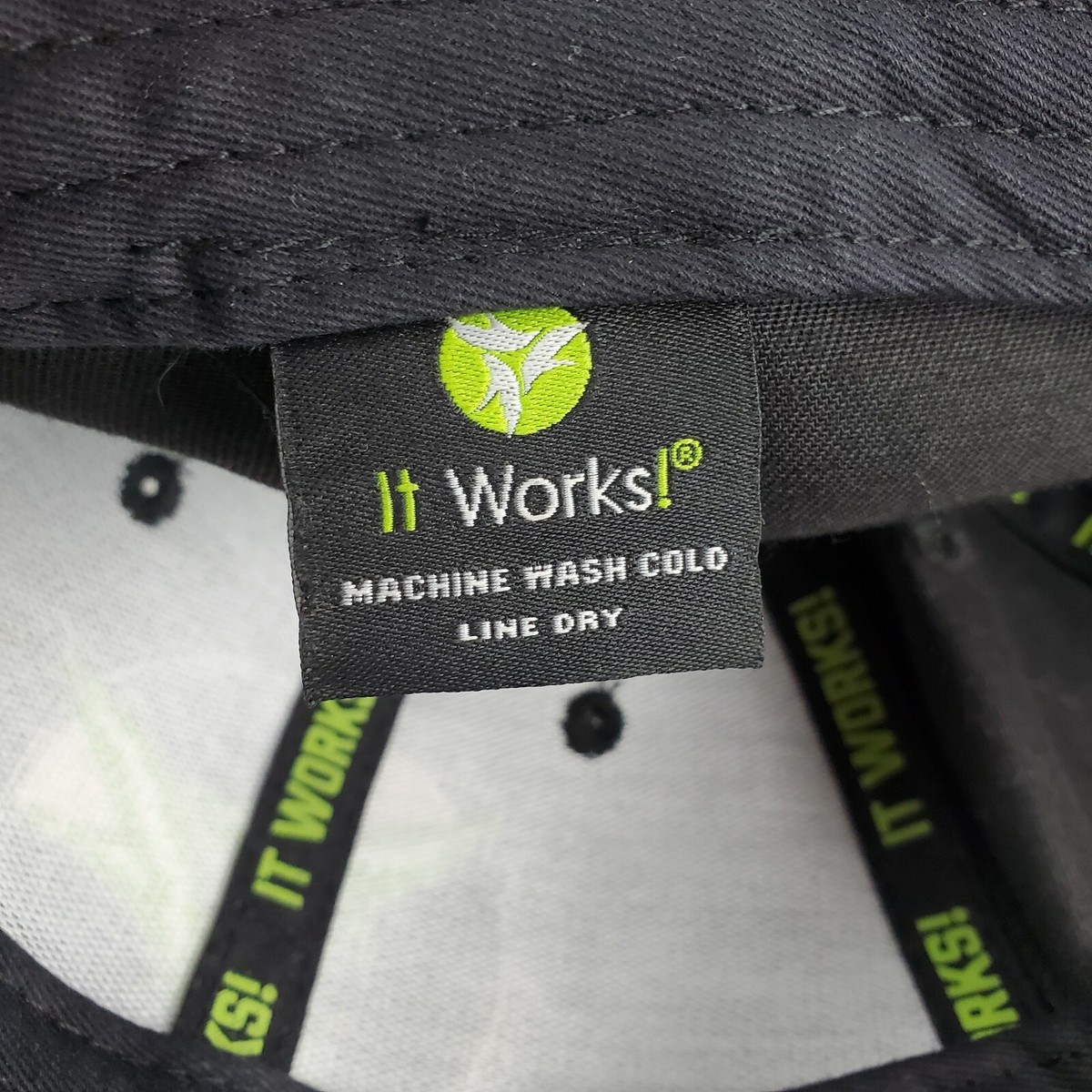 It Works Global Green Logo